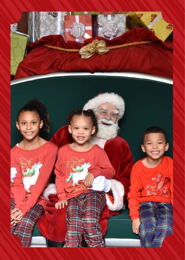 Our Yearly Christmas Tradition: Santa HQ! » The Denver Housewife