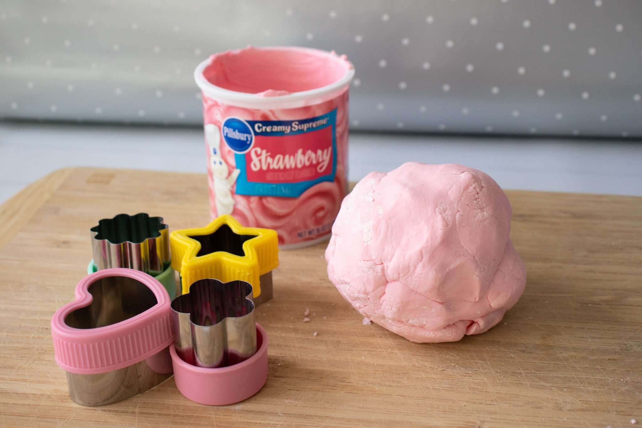 2 Ingredient edible strawberry PlayDough » The Denver Housewife