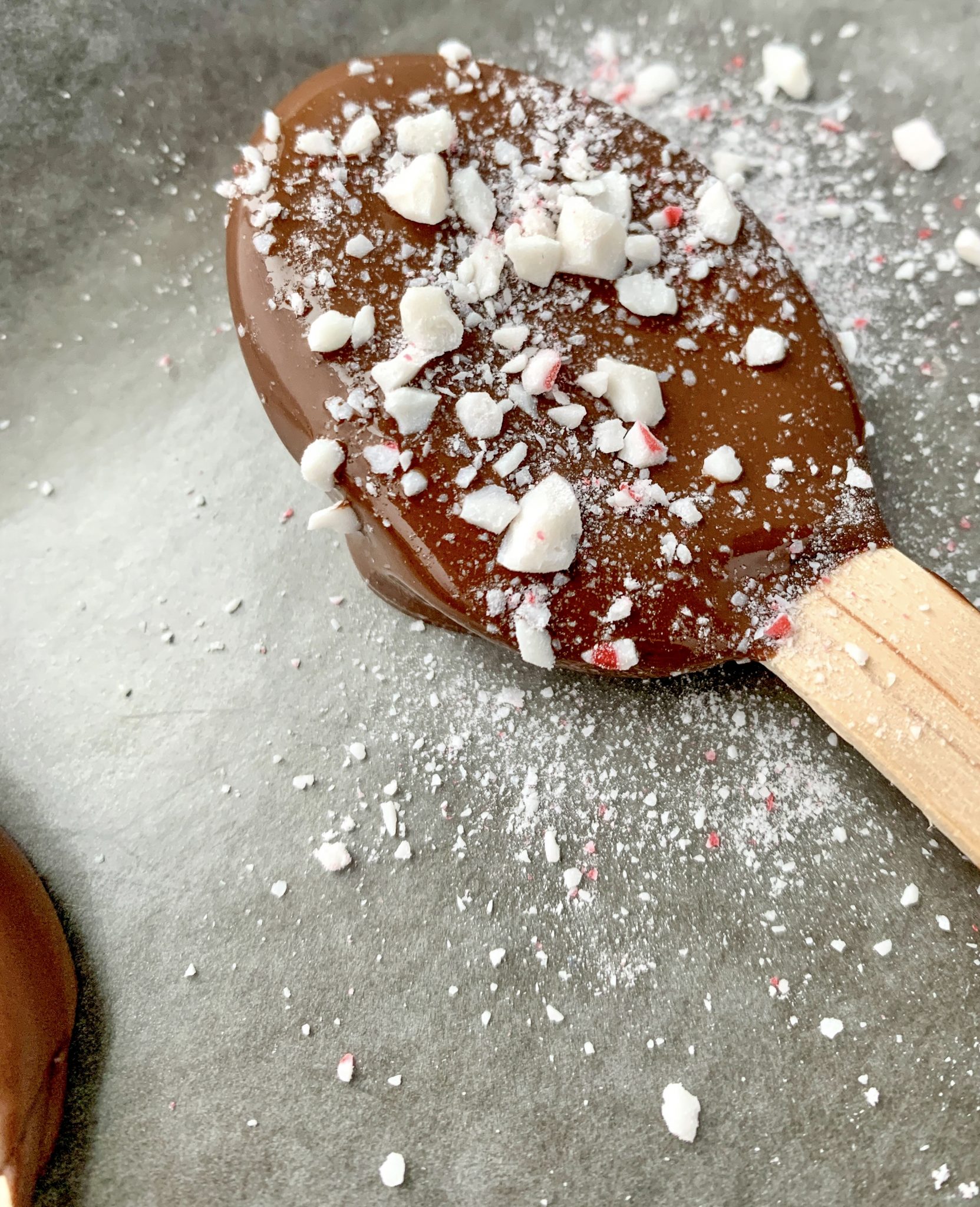 Peppermint Hot Chocolate Spoons » The Denver Housewife