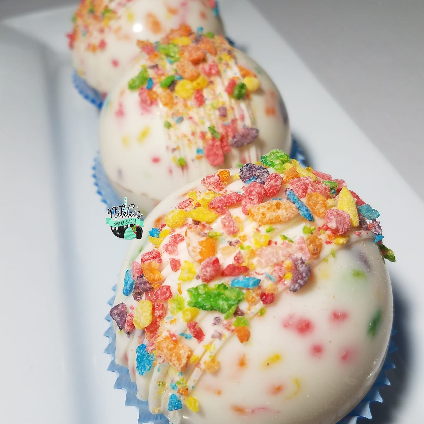 60+ Hot Chocolate Bomb Flavors to Make » The Denver Housewife