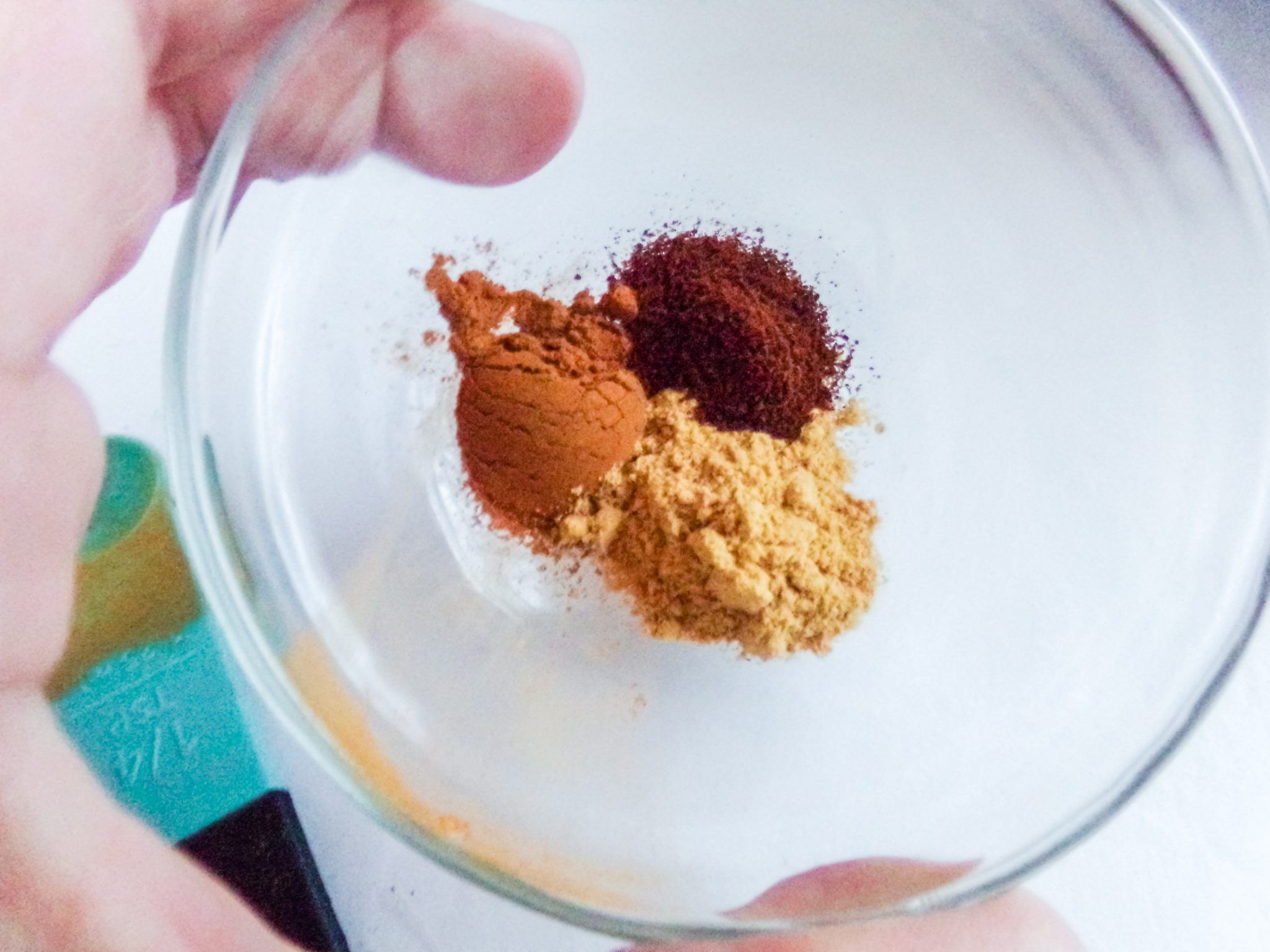 Gingerbread Hot Chocolate Bomb (Video) » The Denver Housewife