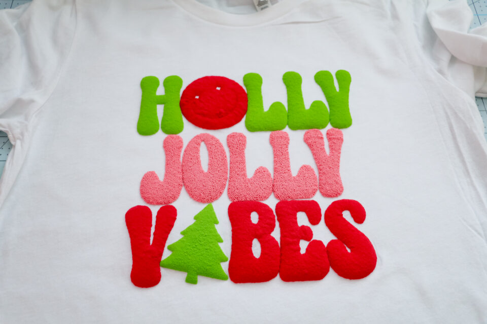 How to Use Puff Vinyl aka Siser Easy Puff » The Denver Housewife