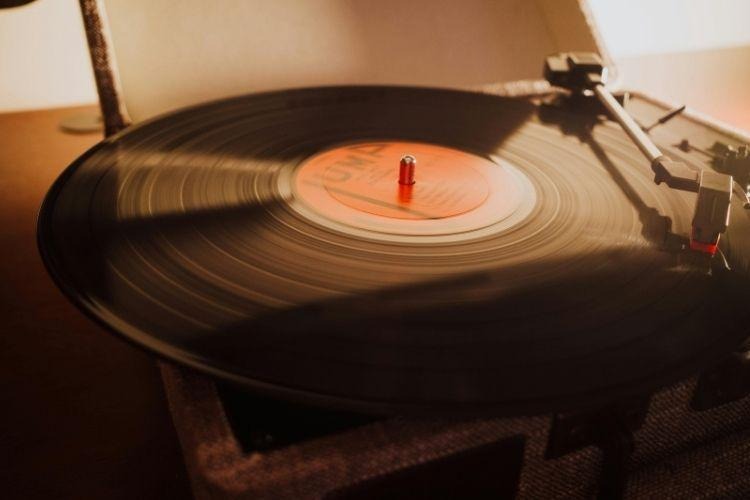 From Craft Time to Playlists: Easy Ways to Blend DIY Fun and Music in ...